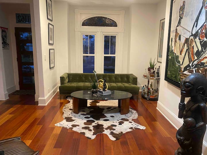 Location...location...(metro 2 Blocks) Room Only - Washington, DC