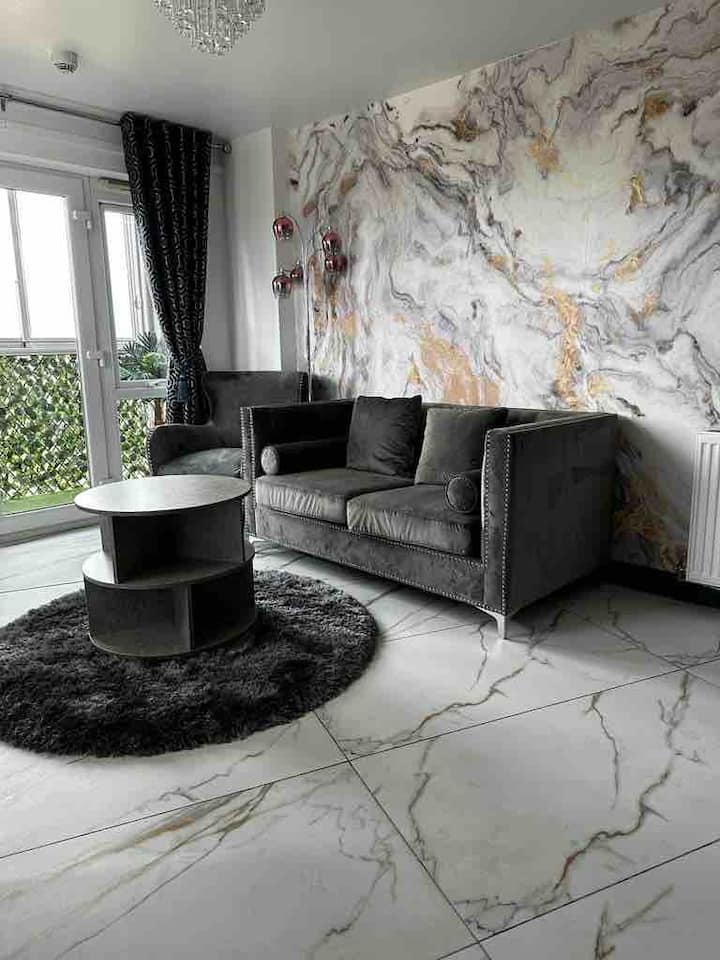 2 Bed Apartment Slough/windsor/legoland - 슬라우