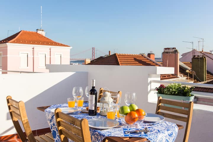 Art-deco Apartment In Belém Ii - Almada