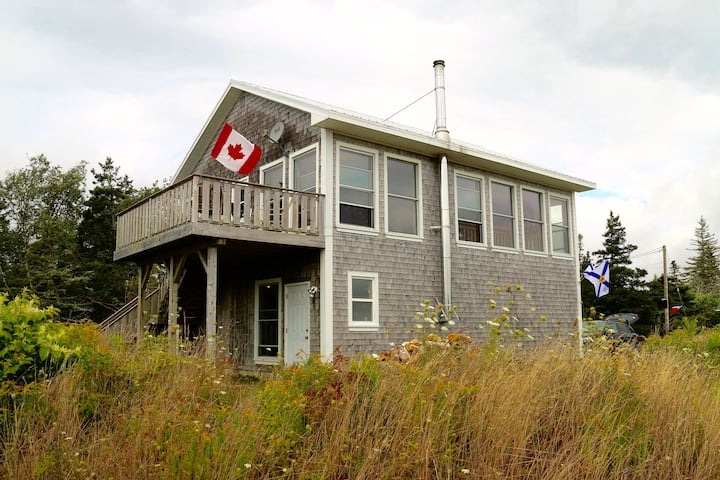 The River House - Waterfront Vista Near Yarmouth - Nova Scotia