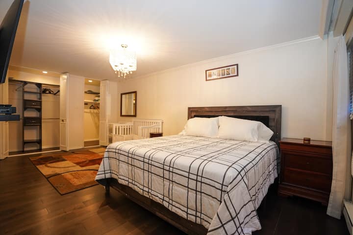 Parkside Oasis 2bd 2bth W/ King Bed 12 Min To Nyc - New York