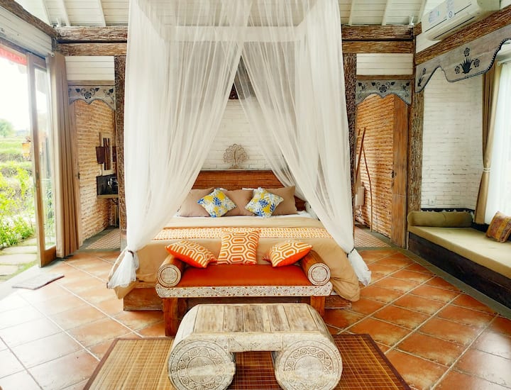 House In The Jungle 1br, Incredible Views! - Denpasar