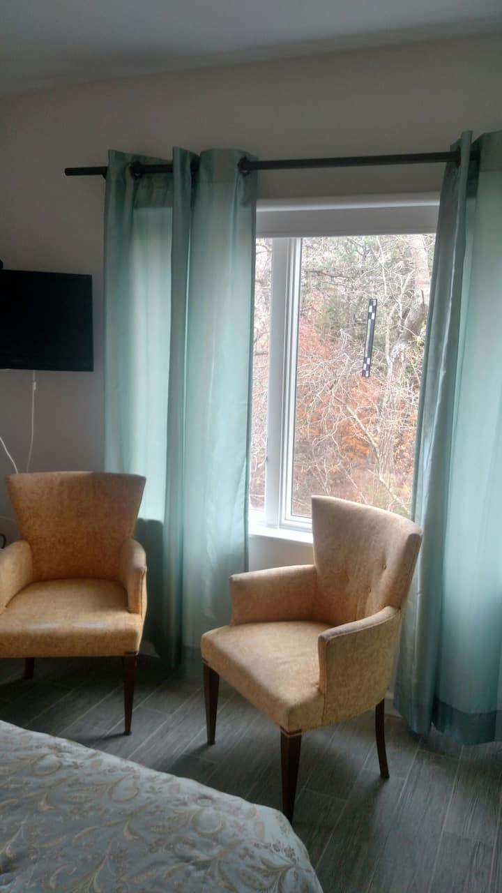 Sweet Room In Our "Sweet Home" - Provincetown, MA