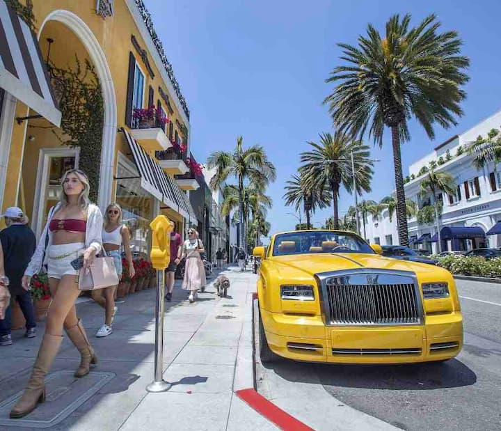 Prime Beverly Hills Living By Rodeo Dr W/parking! - Beverly Hills, CA