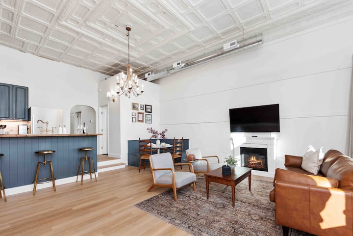 The Bank House On Main St. - Georgetown, OH