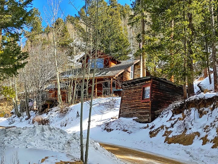 The Ole Miner's Cabin In The Mountains - Golden Gate Canyon State Park, Golden