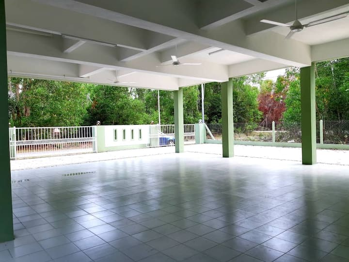 Rumah Nur Tok Jembal/gong Badak/k. Trg Airport - Kuala Terengganu