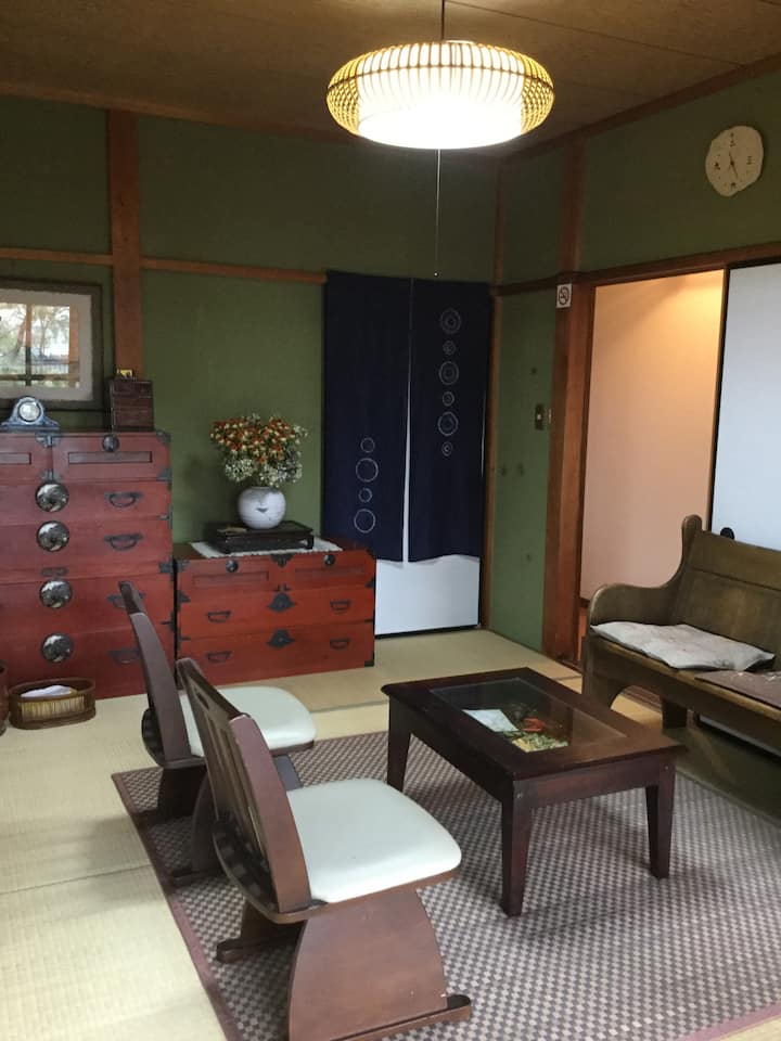 木立ちに囲まれた、奥美濃の一軒家 。Quiet House Surrounded By Trees. - Gujo