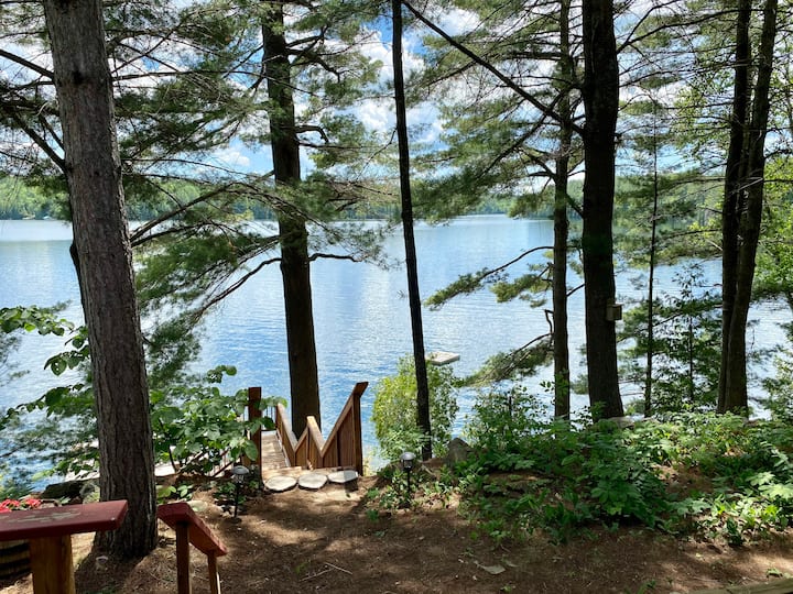 Rustic Bunkie - Serene Weekend Getaway With A View - Kawartha Lakes