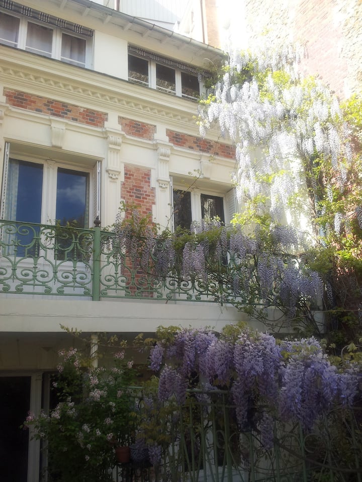 Paris Centre Maison Privée Avec Terrasses Pour 12 - Paris