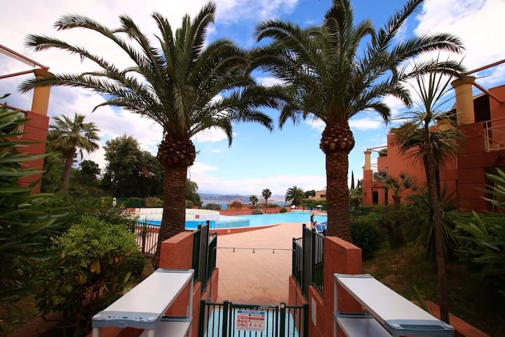 Beau T2  Situé à Théoule-sur-mer - Théoule-sur-Mer