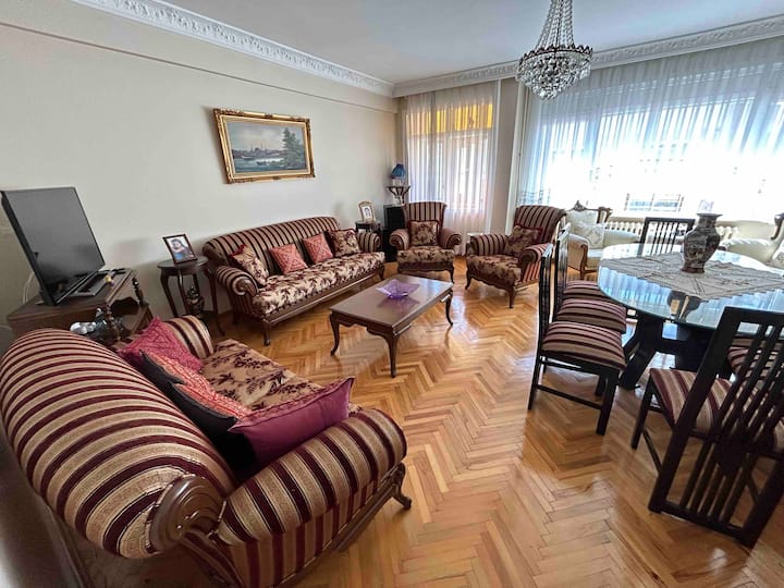 Central 3bdr Apartment In Moda - Maltepe