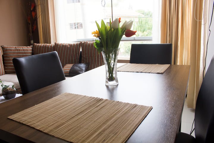 Warm Apt.  With 2 Bedrooms In Residential Area - Arequipa