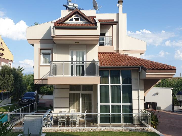 Relaxing Villa In Side - Side