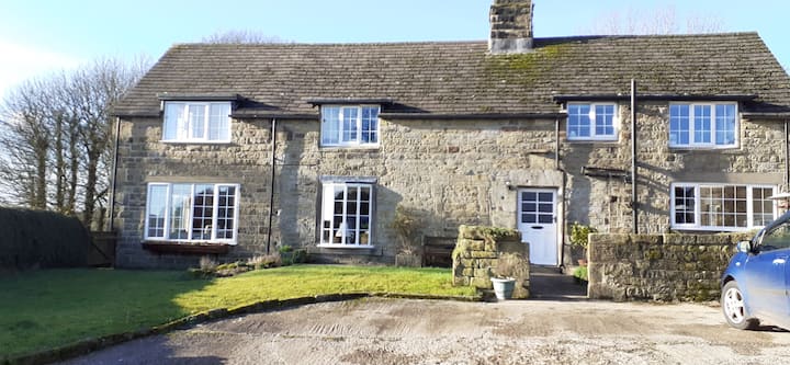 Family Suite - 2 Bedrooms + Breakfast With Views - Chesterfield