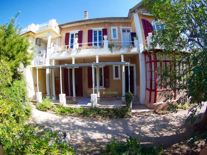 T4 80m2 Jardin - Plage à 2mn - Bandol