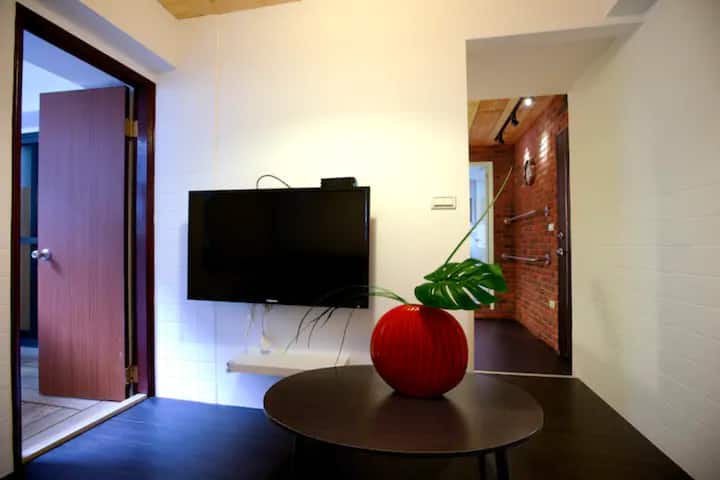 忠孝信義商圈景兩房一廳 - Taiwan