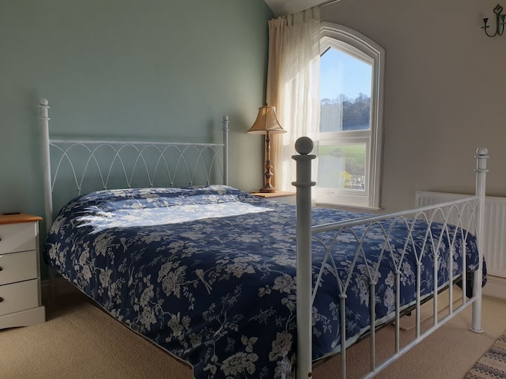 Charming Victorian Cottage - Stroud, UK