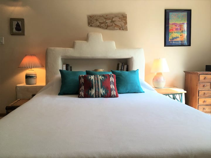Casa Turquesa: Country Feel - 5 Minutes To Plaza - Taos, NM