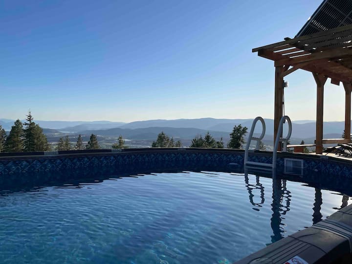 Stunning Mountain House “Parrot Summit” - Kelowna