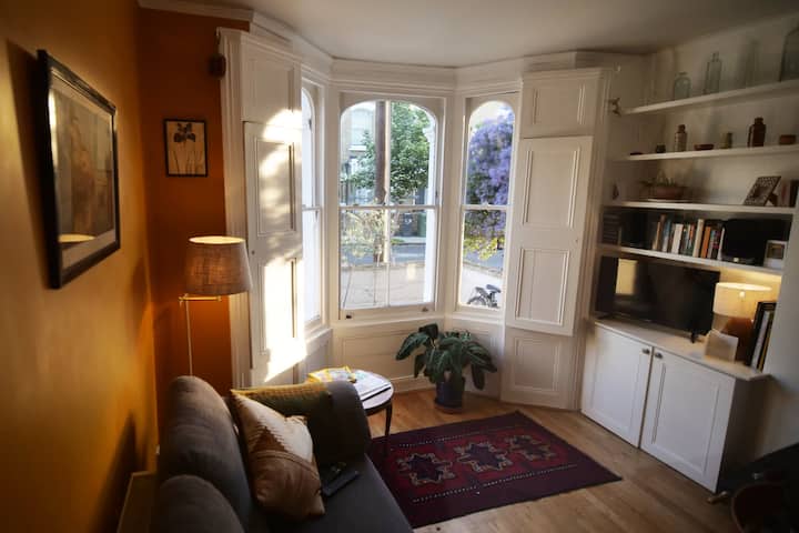 Beautiful 1 Bedroom Garden Flat In Brixton - London, UK