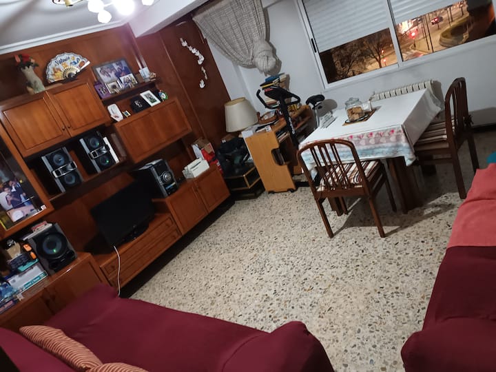 Habitaciones En Vía San Fernando - Zaragoza