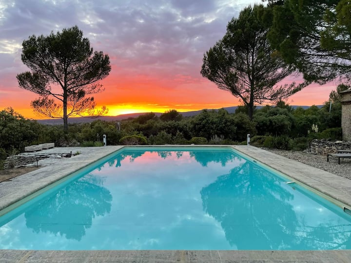 Maison Au Calme Absolu, Petit Coin De Paradis. - Gordes