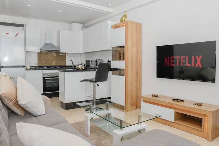 Appartement Neuf Sur Guéliz ( Netflix +La Fibre ) - Marrakech