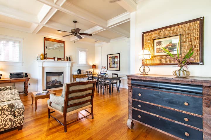 The Palm Room With Private Bath - Jacksonville, FL