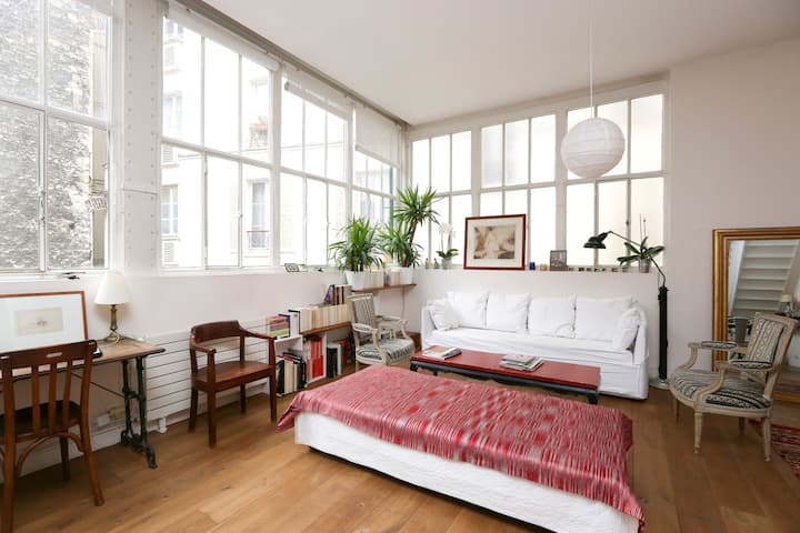 Loft 110m2 Canal Stmartin. 3 Bedrooms. 6 Pers - París