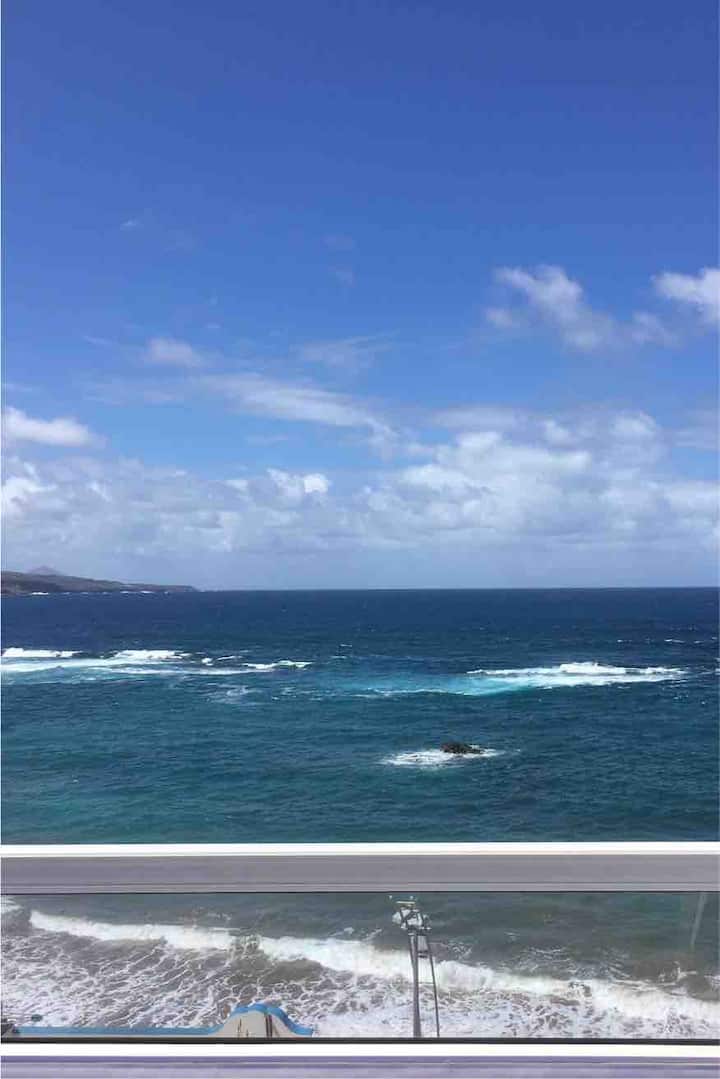 Bright, Super Clean Renovated 2bd Beach Flat - Las Palmas de Gran Canaria