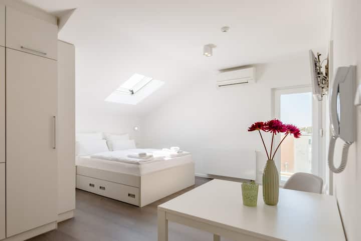 Design Apartment In Podstrana Bei Split - Podstrana