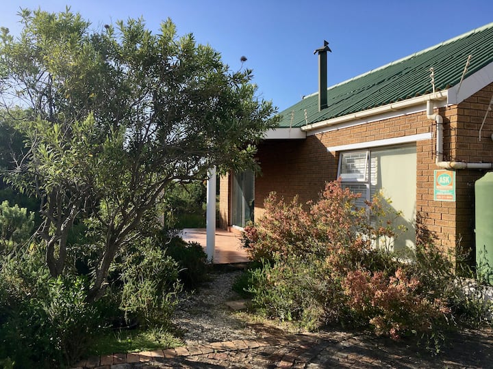 Tranquil Sanctuary In Beautiful Pringle Bay - Pringle Bay