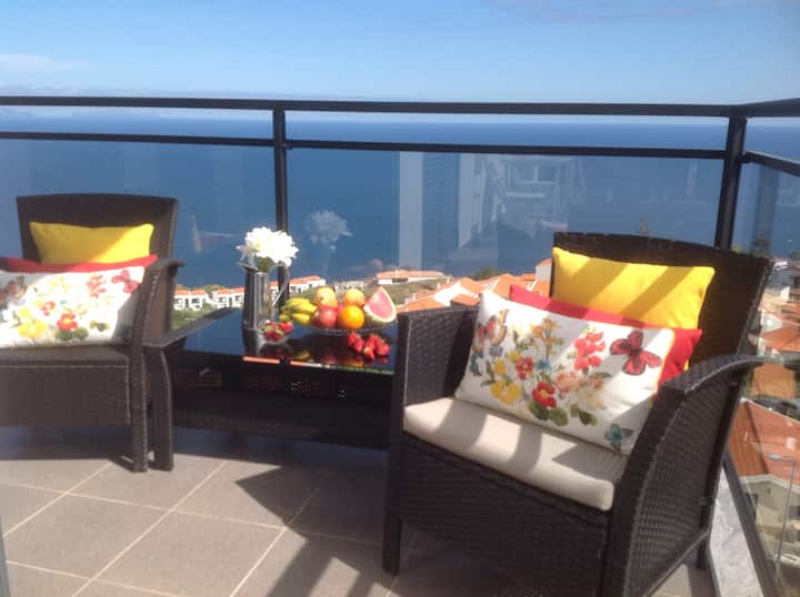Comfort And Relax Over The Ocean!! - Madeira