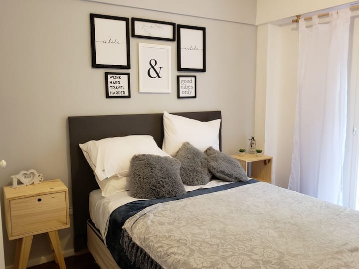 Mucho Sol Y Buen Descanso En Palermo - Buenos Aires