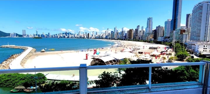 Apto Studio 3 Beira-mar, Roda Gigante A 15 Metros. - Balneario Camboriú