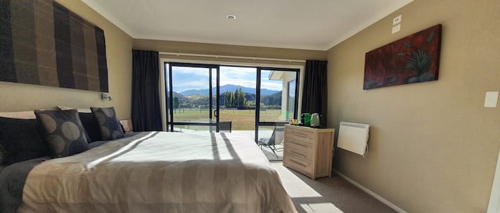 Stay At Nolran- Solo Traveller Listing - アロータウン