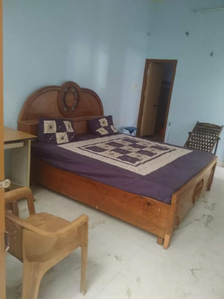 Bedroom, Bath, Kitchen Weekly 25, Monthly 49% Off - Gwalior