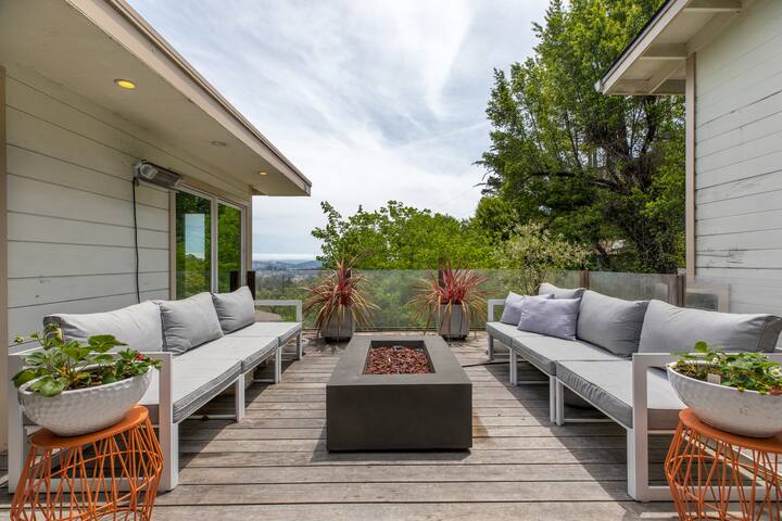 Mill Valley Home, Unique Views, Family Friendly - San Anselmo, CA