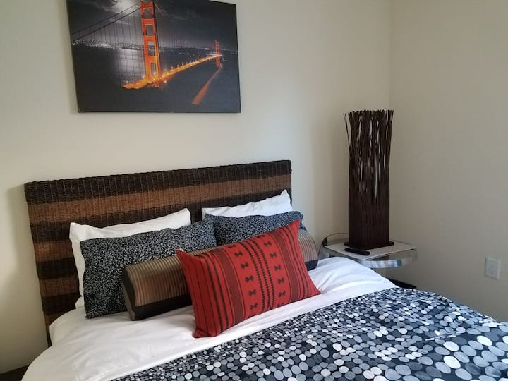 Studio Near New Sunnyvale Apple Tiny Home-sleeps 2 - Sunnyvale, CA
