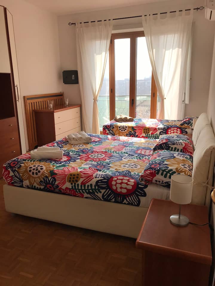T25  Flat - Milan