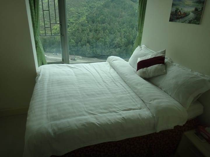 30e Hong Kong 2 Bedrooms 1 Bathroom Apartment - Discovery Bay