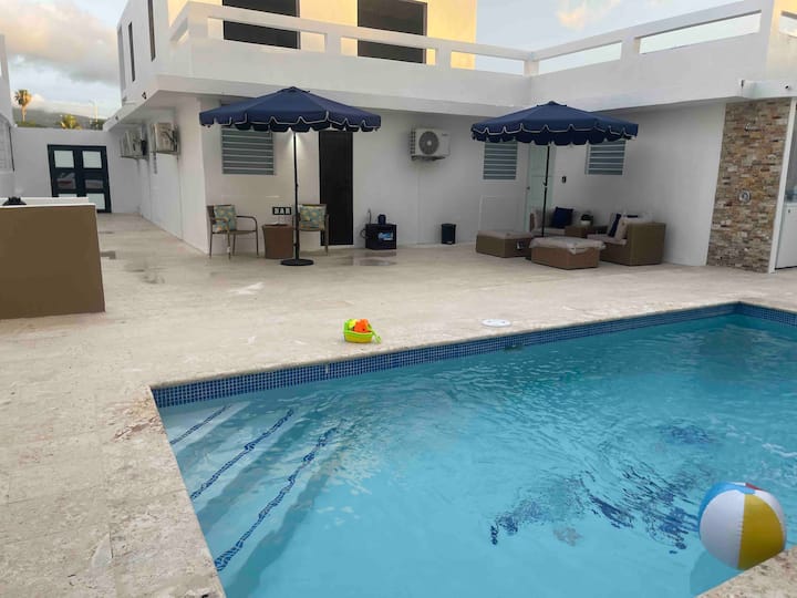 Poolside Río Grande Apartment Paradise - Canovanas