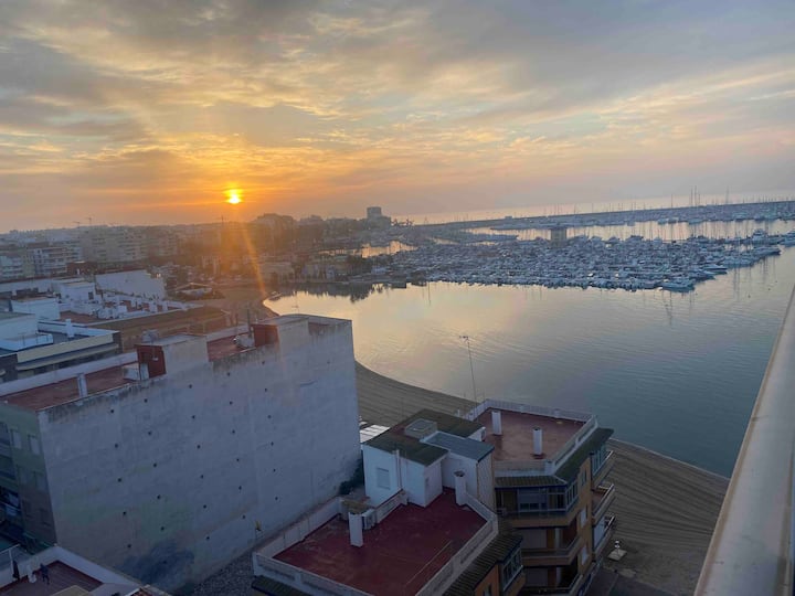 Apartamento Con Acceso A La Playa Y Piscina - Torrevieja