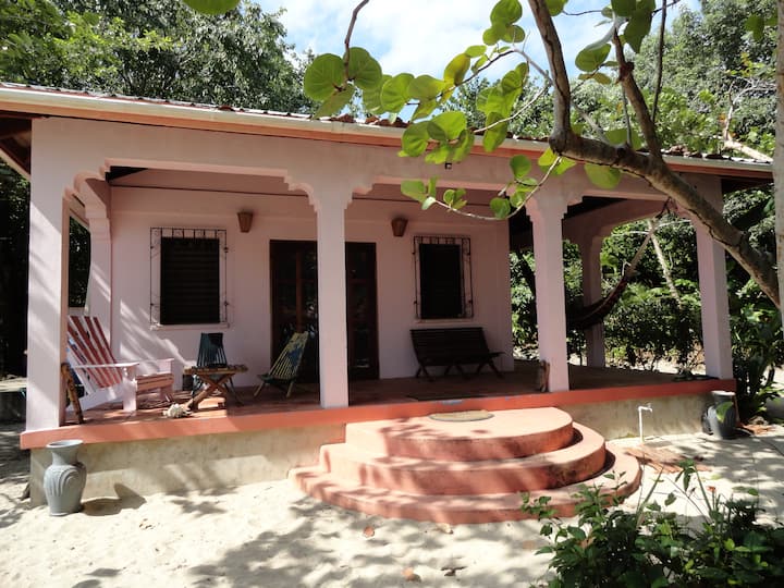 Finca Placencia Oceanfront Private Beach House - Belize