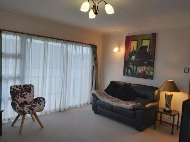 Beachside Townhouse Dunedin - Mosgiel