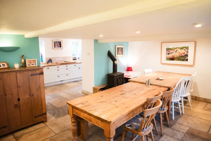 Anroach Farm House In The Peak District(sleeps 20) - Derbyshire