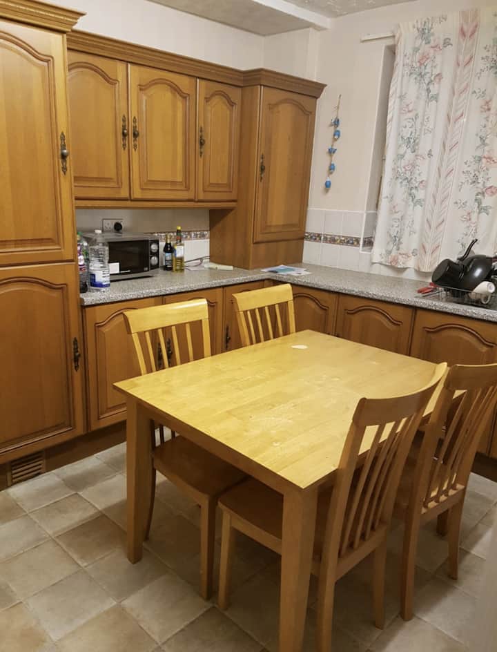 Private King Size Bed Room, 7min Commute To City Via Metro - Newcastle upon Tyne
