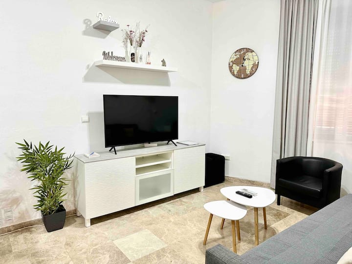 Apartamento En Pleno Centro De Sevilla Con Parking - Siviglia