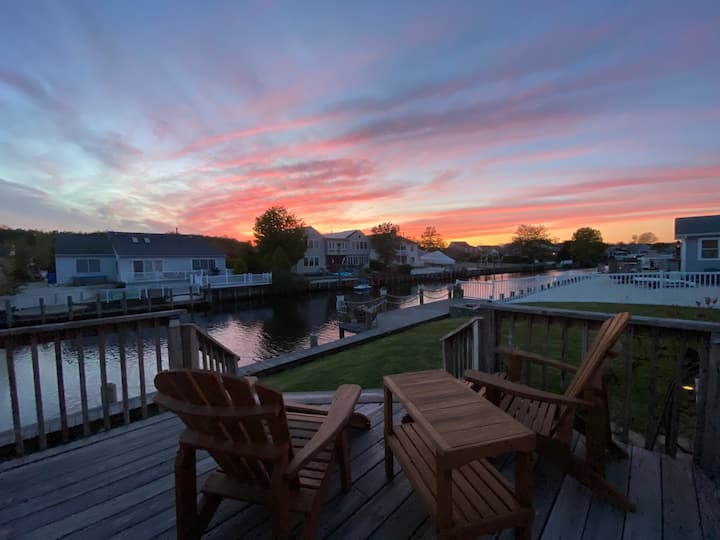 Waterfront Retreat, Minutes From The Beach! - Long Beach Island, NJ